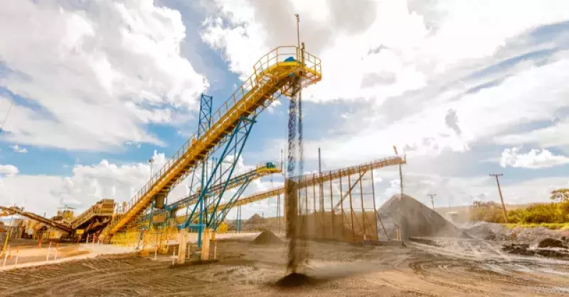 MINÉRIO DE FERRO | Produção da mina da BAMIN vai para Anglo American ...