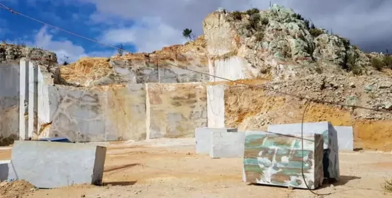 ROCHAS ORNAMENTAIS | SGB e SDE lançam Atlas que mostra a diversidade ...